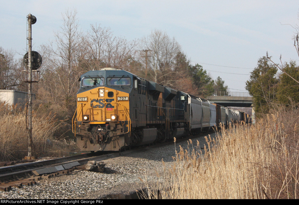 CSX Q405 at Rossville, MD